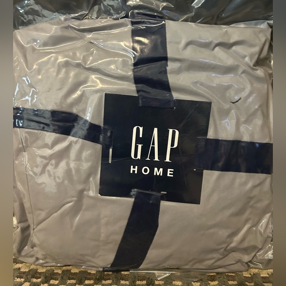 GAP | Bedding | Sealed 2 Pack Gap Pillows | Poshmark